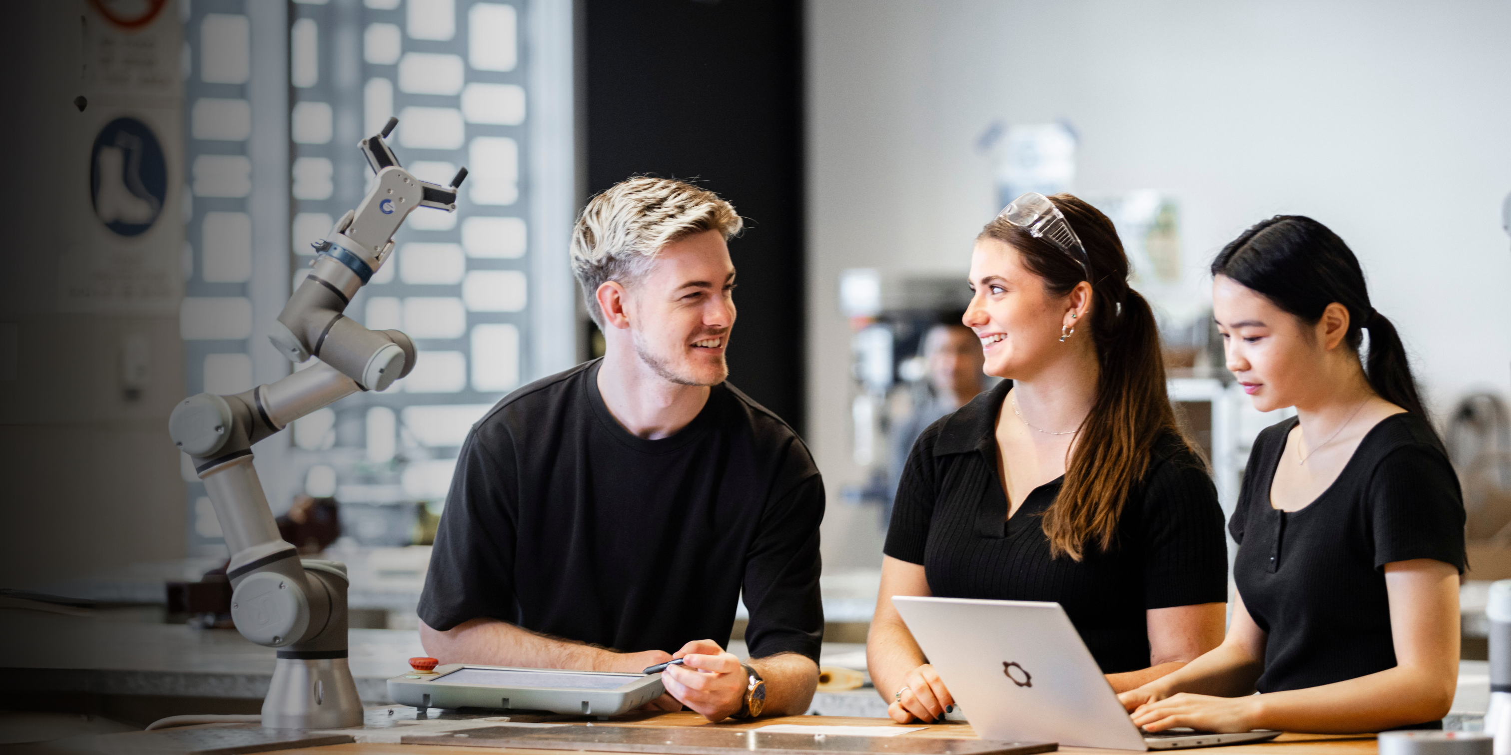 UTS Faculty of Engineering and Information Technology